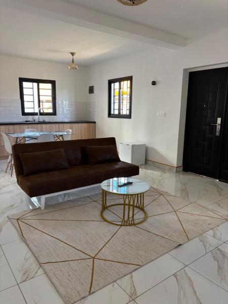 Villa 1 - 4 Bedrooms - Swimming Pool - Airport Shuttle - Antananarivo