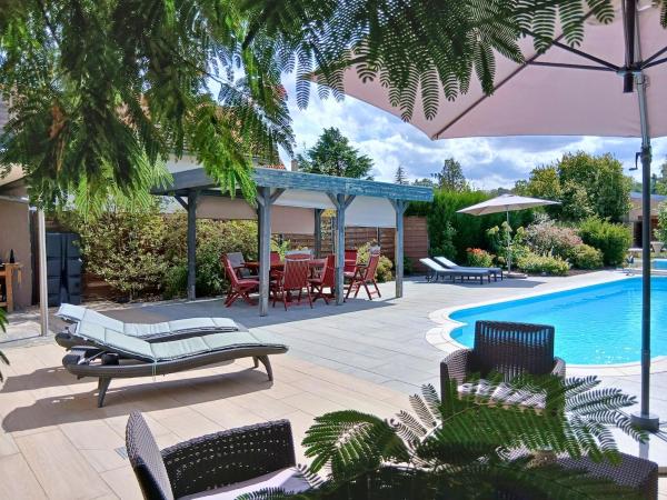 Petit Havre De Paix Alsacien Avec Piscine - Haguenau