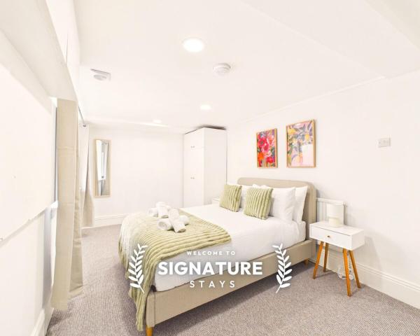 New Modern Fairview Home By Signature Stays - Sleeps 8 - Parking - Winchcombe