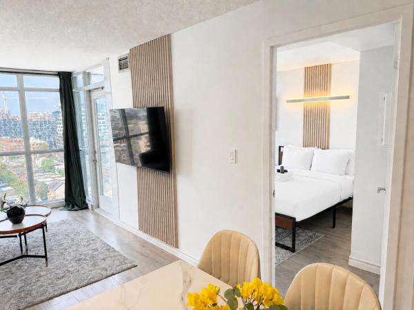 Toronto Metro Suites - Free Parking - Rosedale, ON, Canada