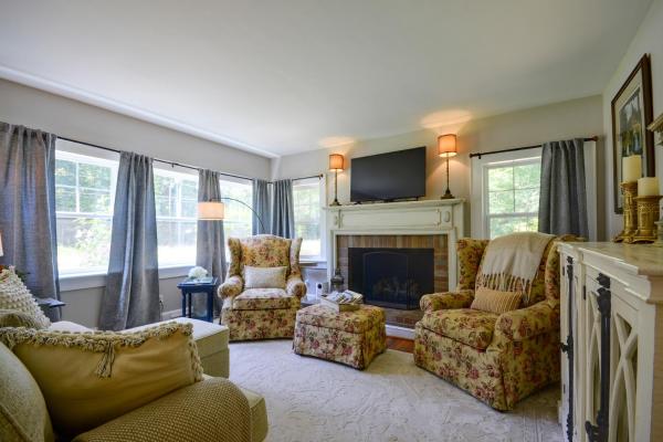 Wine Country Retreat! Sun Porch, Private Yard - Lexington, NC