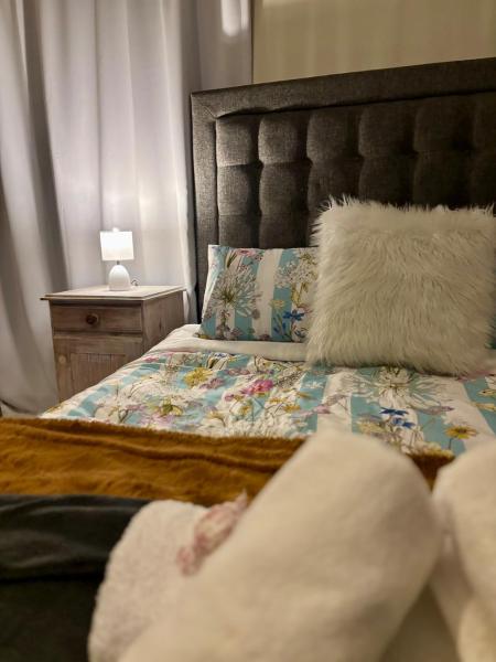Relax At Helderberg Haven, Somerset West - Kapstadt