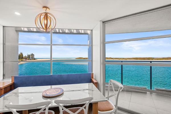 Pumicestone Chase Unit 11, 4 Maloja Ave, Caloundra - Golden Beach