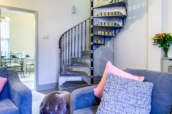 The Vines - Stunning Period Home With Free Parking - Yorkshire