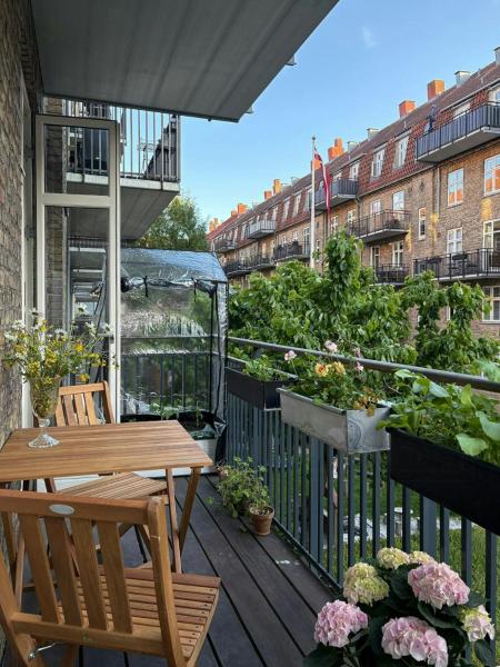 Flat With Green Balcony By Osterbro Harbour - Copenhaguen