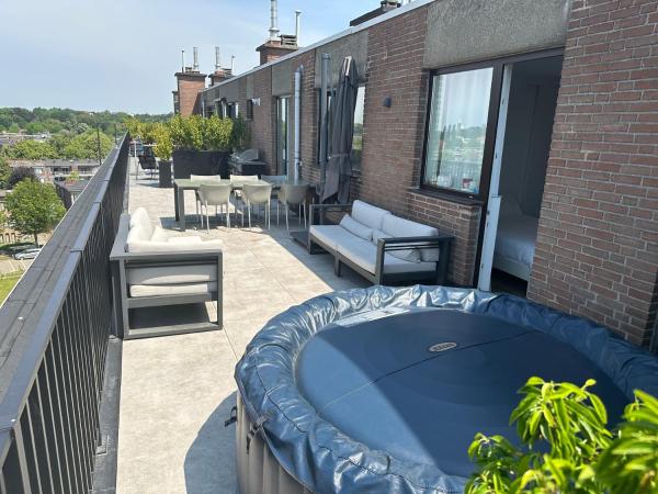 Luxe Panoramische Penthouse Met Hottub Met 2 Slaapkamers - Mecheln