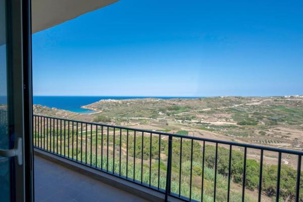 3 Bdr Apt With Panoramic Valley Beach Views - Malta