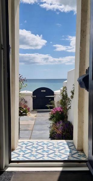 Beautiful Holiday Home By The Sea Sleeps 10 Plus - Folkestone