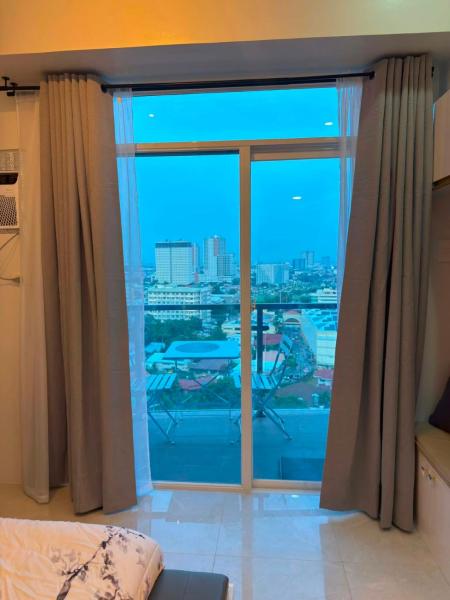 J & A Condotel - Cebu City