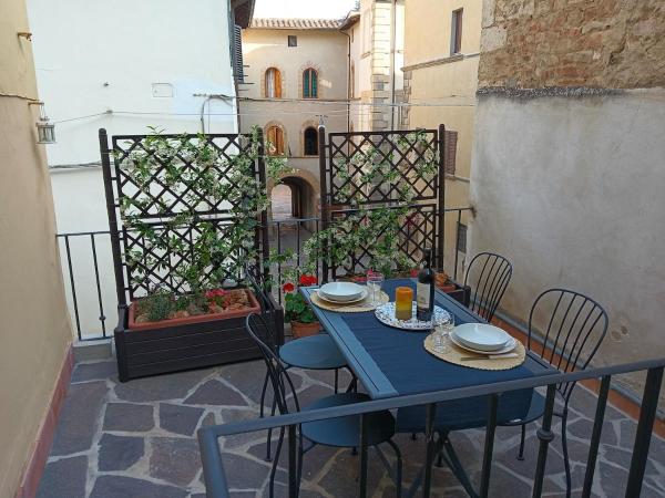 Cozy Central Apartment - Monteriggioni