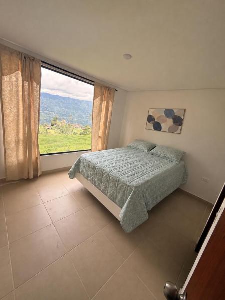 Casa Moderna Con Vista Al Cerro De Somondoco - Guateque