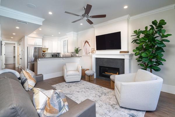 1225 W Balboa Blvd A - Newport Beach, CA