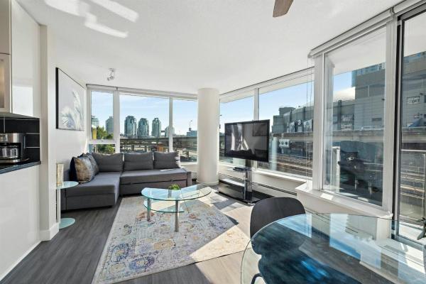 Spectacular 3br Condo - Downtown Core - Vancouver