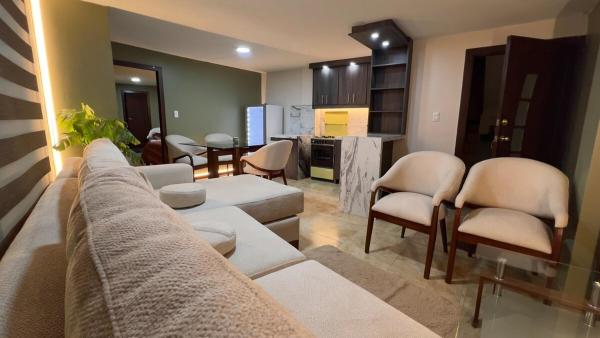 Spacious Suite Rest, Privacy, And Comfort - Chimborazo