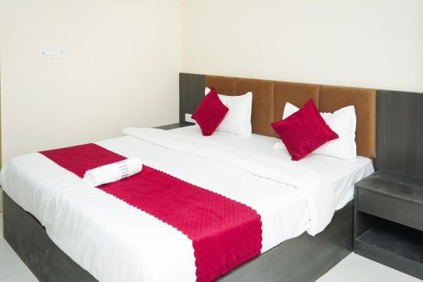 Hotel Devens Inn - Jagatpura Jaipur - Jaipur