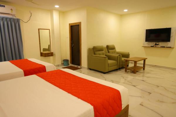 Hotel Lasya Grand - Warangal