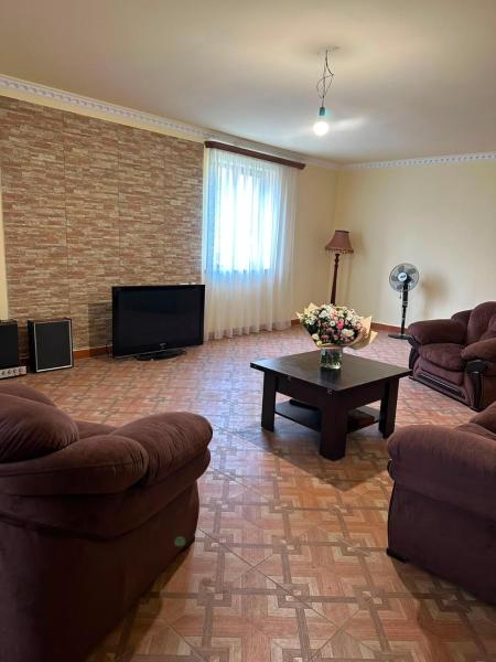 Jraber House - Armenia