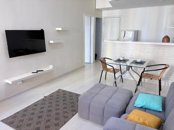 Flat Espaçoso Em Alphaville, Com Limpeza Diária E Piscina Climatizada - Barueri