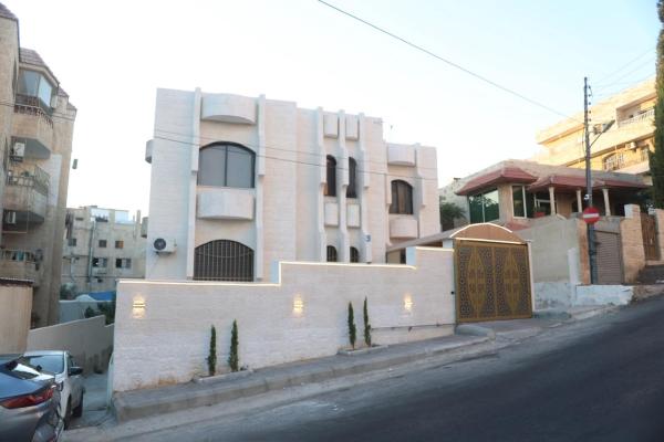 عمان طبربور قرب محطة طارق للباص السريع خلف مطعم Kfc - Amman