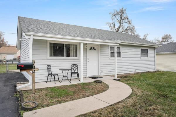 Blair's Charming 3 Bedroom House In O'fallon - Lake Saint Louis, MO