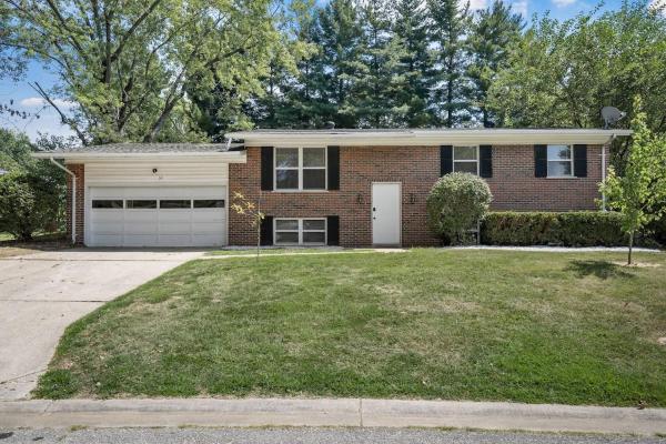 Blair's House 4bed2bath Fire Pit-near Cottleville - Defiance Ridge Vineyards, Defiance