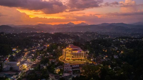 The Grand Kandyan - Kandy