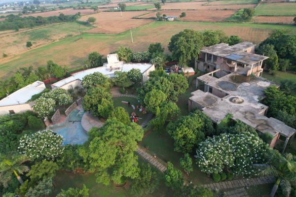 Vedic Gram Farm & Stays - Manesar