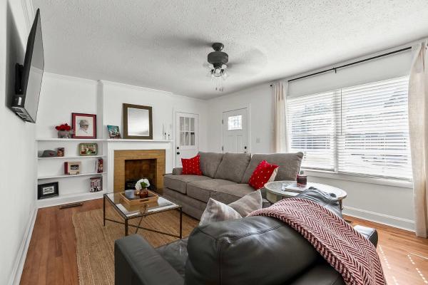 The Bear's Bunk House - Sleeps 10 Pet Friendly - Tuscaloosa, AL