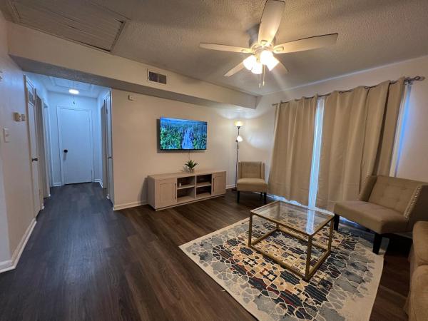 2 Br Apartment, Cozy, Fully Furnished - Spartanburg, SC