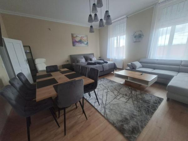 Clear 1 Apartment - Pécs