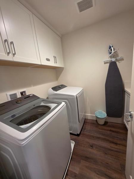 Room 3 In Carlsbad Townhome 4 Min Waling To The Beach & Downtown - Oceanside, CA