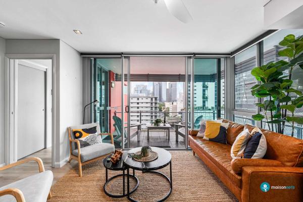 South Bank King Suite Pool & Parking - Oxley