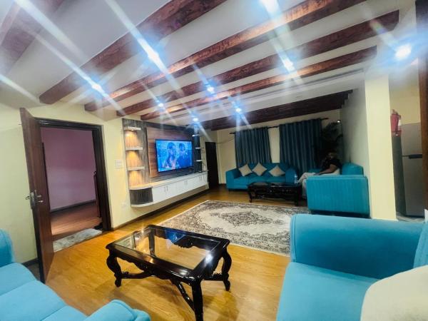 Kathmandu Holiday Home - Katmandu