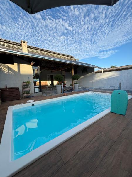 Casa Com Piscina Aquecida Balneário Camboriú Casaalbertibc - Itapema