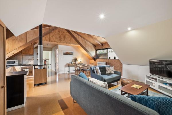 Bella's Loft - Between Town And The Trails - Western Australia