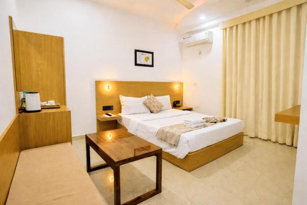 Hotel Citrine 2km From Railway Station - Dimapur
