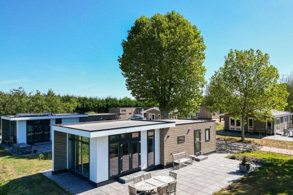 Cube Xl 68 I 4-persoons Chalet In Zennewijnen - Tiel