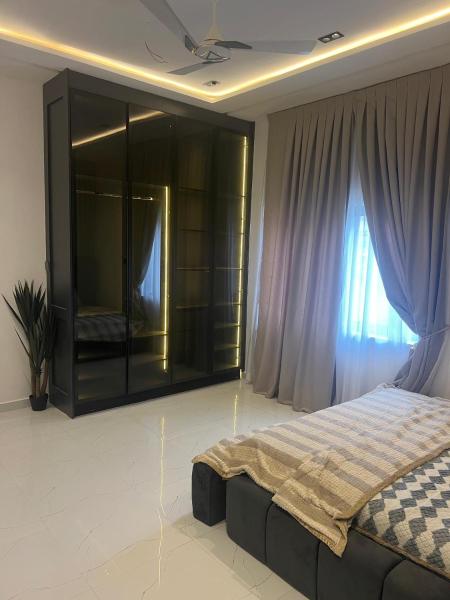 Roya Villas - Accra