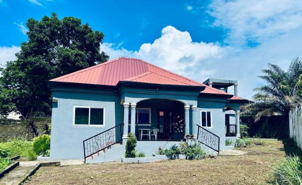 Exclusive Boutique Style Villa - Freetown