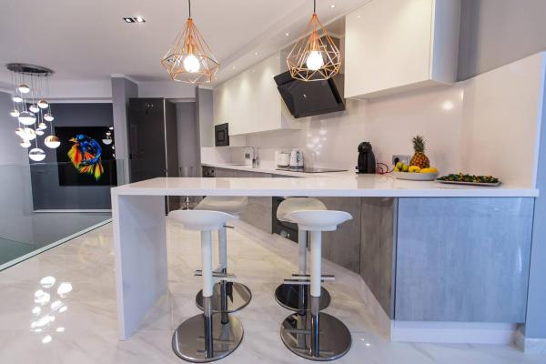 Luxury 2 Bedroom Apartment In Los Cristianos - Los Cristianos
