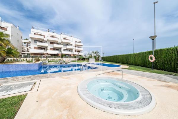 La Brisa Del Mar Apt With Sea View, Terrace, Pool - By Oyoostays - La Zenia