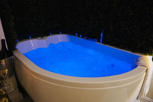 Dream Wellness Suite Con Vasca Idromassaggio - Barletta