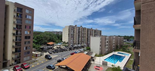 Apartamento Con Piscina Y Parqueadero, Ambiente Familiar - Villavicencio