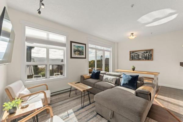 Sooke Oceanside Townhouse - Sooke