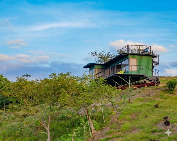 Cabañas Alto Luciérnaga - Costa Rica