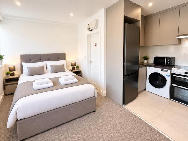 Spectacular Modern, Private Apartment,15 Mins To Central London - Brentford