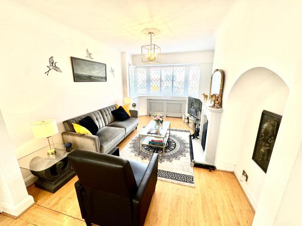 Stunning Modern Cozy 5 Star 3 Bedroom House-free Parking Greater London Metro Stations Hosted By Tony - London Bridge Station