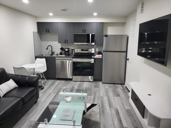The Cozy Suite - White City
