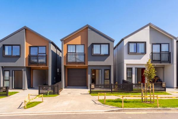 14 Tiller Street, Hobsonville - Auckland