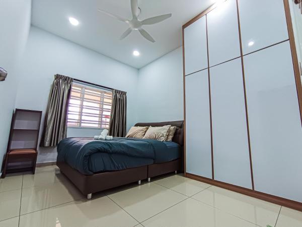Modern Home At Melaka By Hck - Malacca